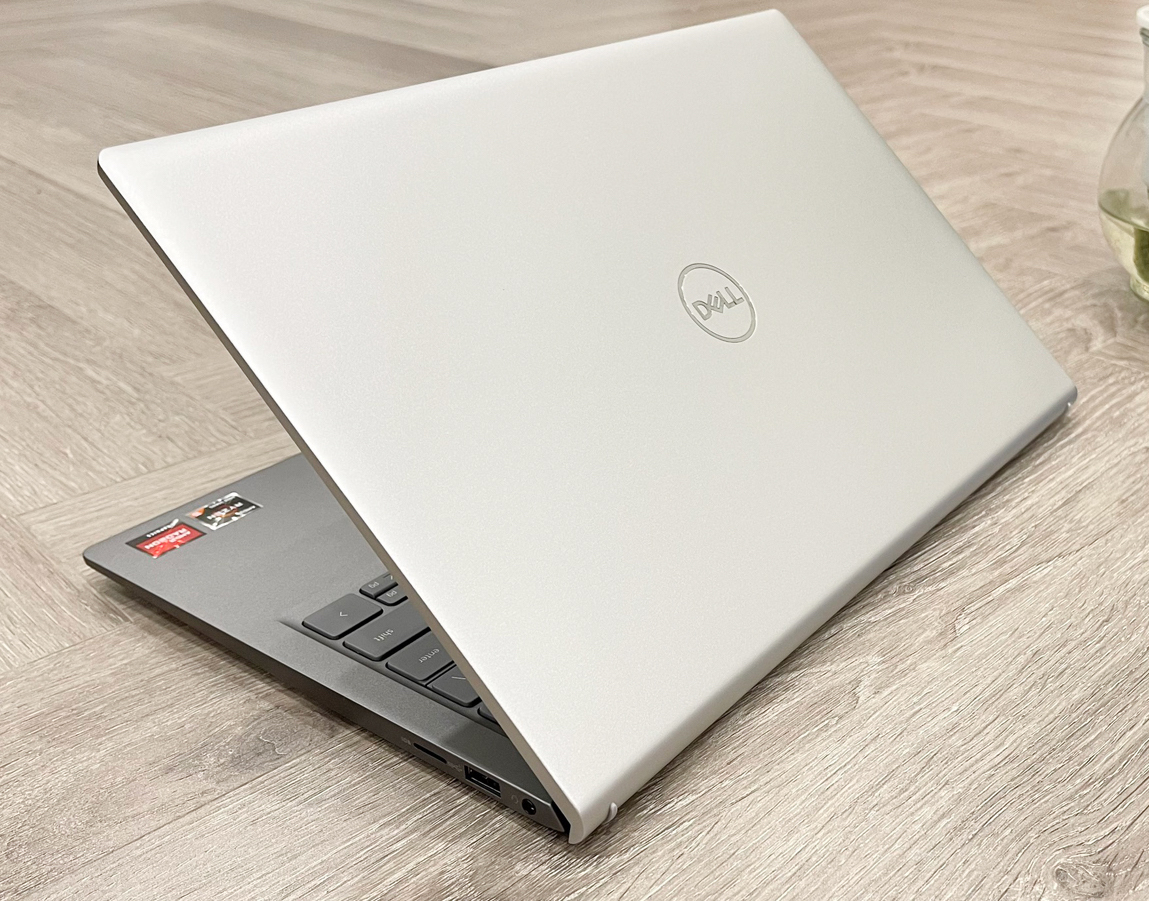 Dell Inspiron 5415 Ryzen 5 5500U 8GB 256GB SSD 14 inch FHD - 【Used】